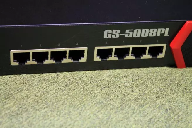 Edimax GS-5008PL スイッチ ネットワーク ポート