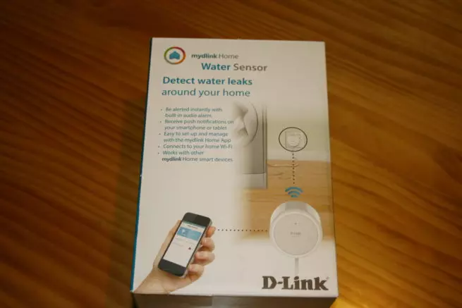 D-Link DCH-S160 Akvosensilo-aparato-skatolo antaŭe