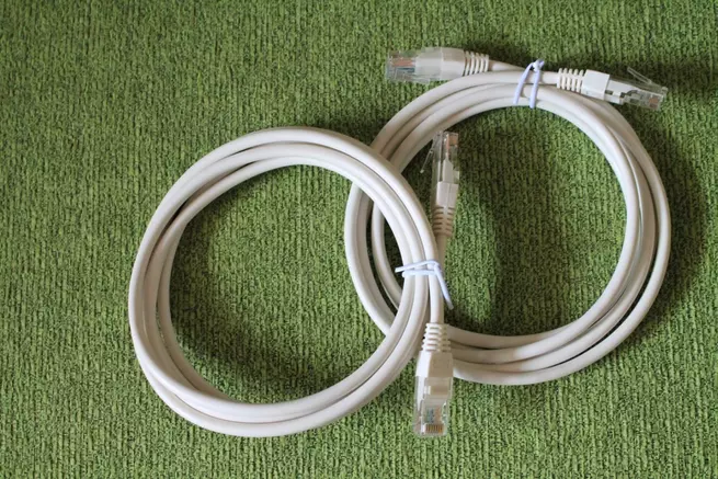 CAT 5e network cable ng FRITZ!Powerline 1240E Set na device