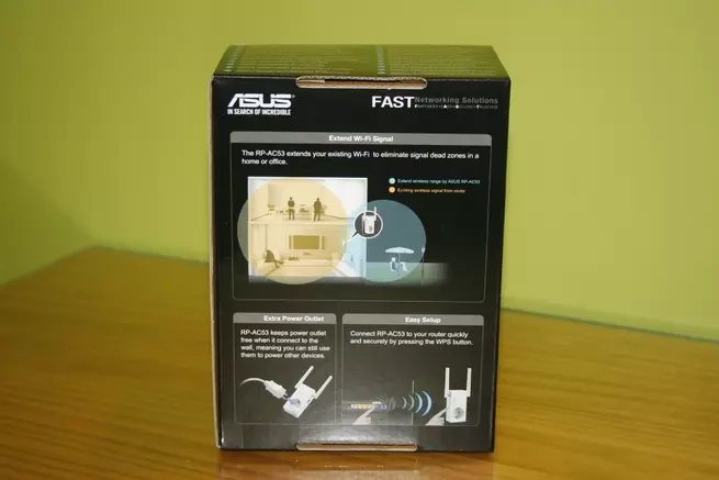 ASUS RP-AC53 Wi-Fi təkrarlayıcı qutusunun arxası