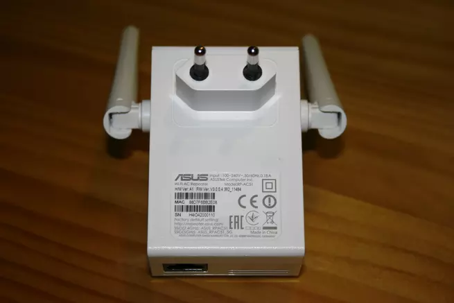 ASUS RP-AC51 Wi-Fi Repeater Plug Connector