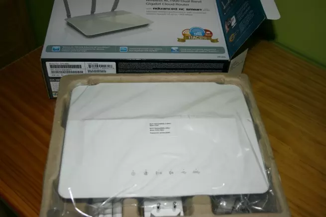 D-Link DIR-880L AC1900: การวิเคราะห์เราเตอร์ Wi-Fi AC, Gigabit และ USB 3.0 25499_12