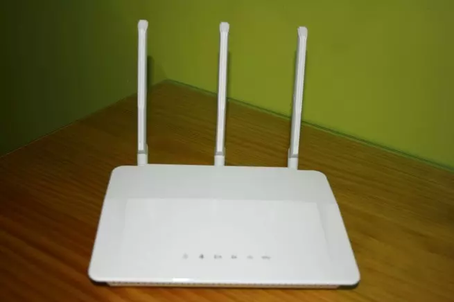 D-Link DIR-880L AC1900፡ የዚህ AC፣ Gigabit እና USB 3.0 Wi-Fi ራውተር ትንተና 25499_20