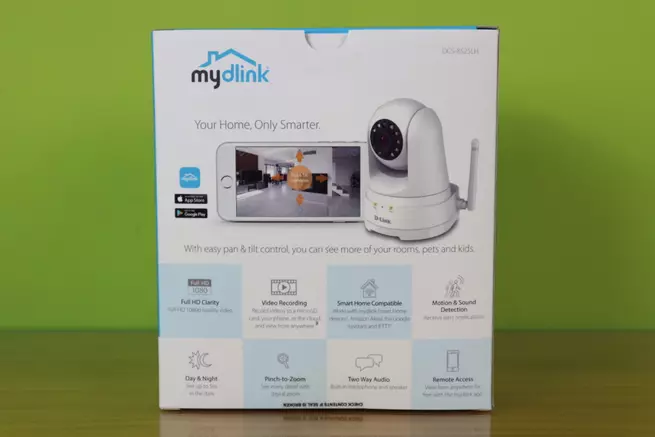 Задняя частка матарызаванай IP-камеры D-Link DCS-8525LH