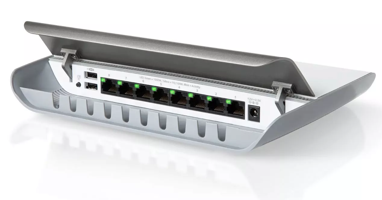 NETGEAR GS908E: Revizyon switch jere 8 pò sa a 25510_1