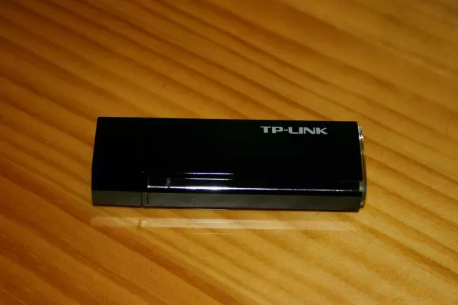 TP-LINK ਆਰਚਰ T4U AC1200: USB 3.0 ਇੰਟਰਫੇਸ ਦੇ ਨਾਲ ਇਸ Wi-Fi ਅਡਾਪਟਰ ਦਾ ਵਿਸ਼ਲੇਸ਼ਣ 25514_16