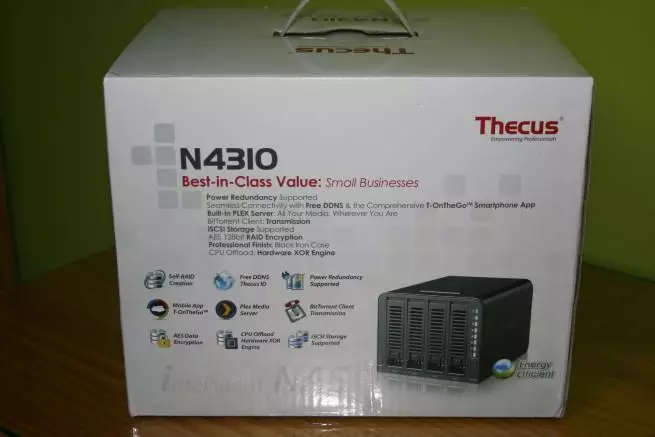 Thecus N4310 NAS Kasa Önü