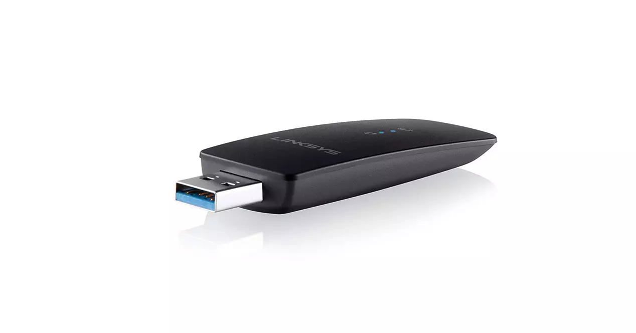 Linksys WUSB6300 AC1200: Gjennomgang av denne USB 3.0 Wi-Fi AC-adapteren