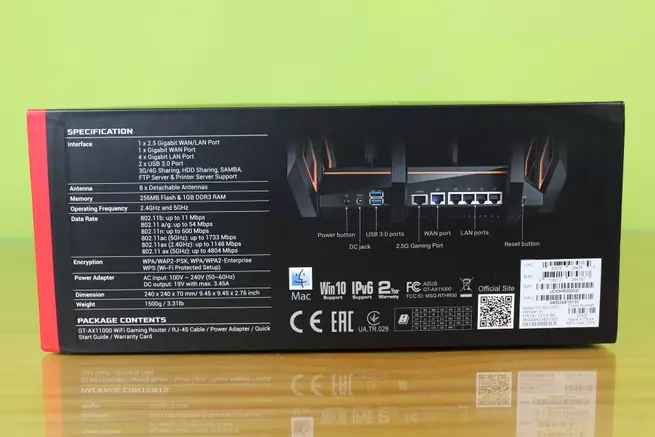 ASUS ROG Rapture GT-AX11000 ଗେମିଂ ରାଉଟର ବାକ୍ସର ଡାହାଣ ପାର୍ଶ୍ୱ |