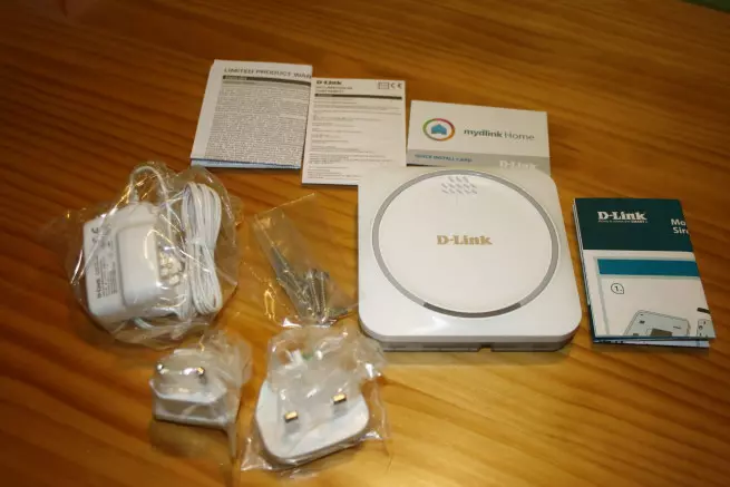 محتویات جعبه D-Link DCH-Z510