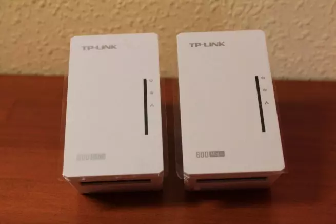 TP-LINK TL-PA6030KIT: 600 Mbit / s gacha bo'lgan ushbu AV2 PLC-larni tahlil qilish 25559_17