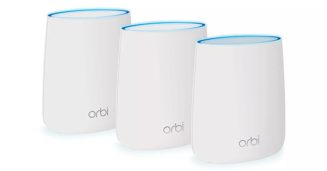 NETGEAR Orbi RBK23: AC2200 ट्राई-बैंड मेश वाई-फाई सिस्टम रिव्यू 25563_1