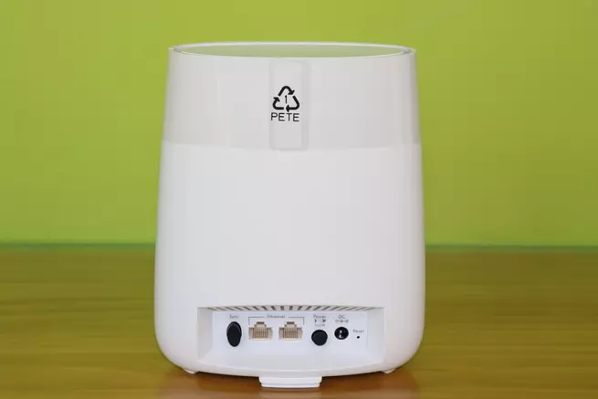 Rear of NETGEAR Orbi RBK23 Mesh Wi-Fi Satellite