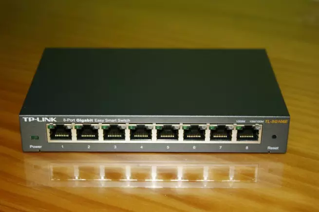 TP-LINK TL-SG108E: אַנאַליסיס פון דעם געראטן באַשטימען מיט 8 גיגאַביט עטהערנעט פּאָרץ 25594_37