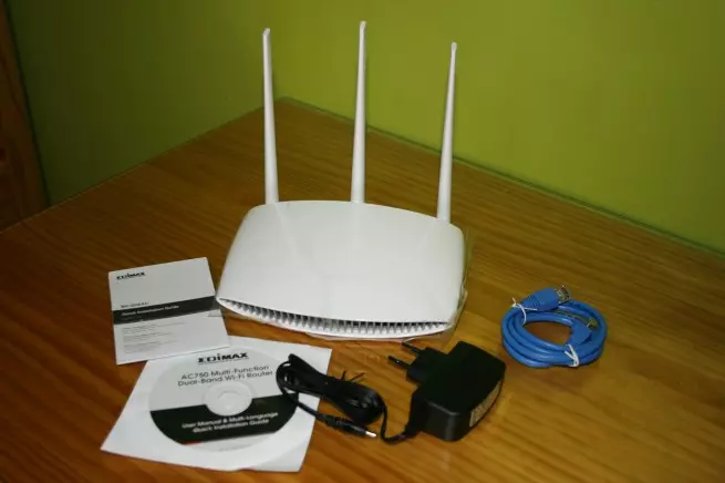 I-Edimax BR-6208AC: Uhlalutyo lwale router nge-Wi-Fi AC750 25624_16