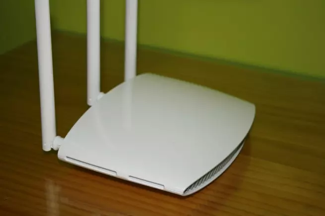 Edimax BR-6208AC: A router elemzése Wi-Fi AC750-el 25624_19