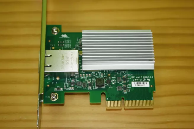 Pamwamba pa 10G Edimax EN-9320TX-E netiweki khadi yokhala ndi heatsink