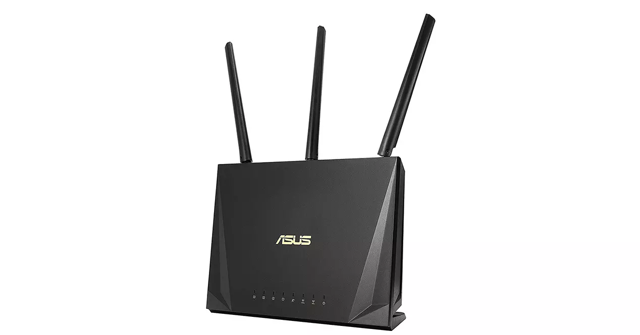 ASUS RT-AC85P: Rishikimi i këtij ruteri me bandë të dyfishtë AC2400 dhe USB 3.0