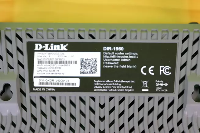 Klistermärke med alla data från D-Link DIR-1960 routern