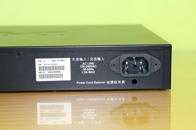 D-Link DGS-3130-30TS 開關主電源