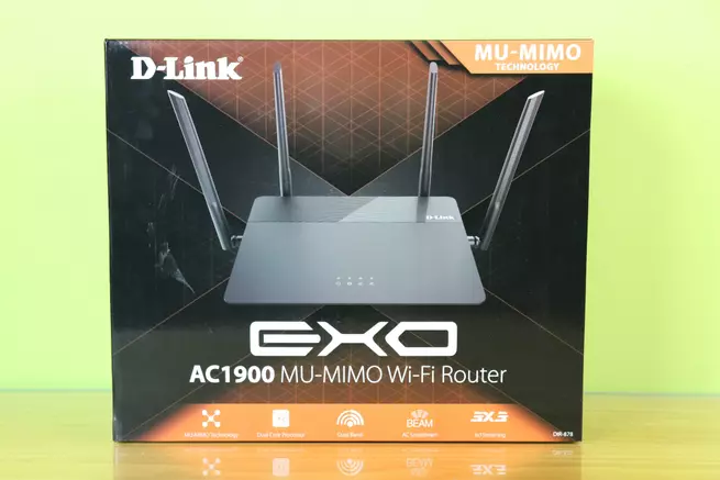 D-Link DIR-878 semleges router doboz elöl