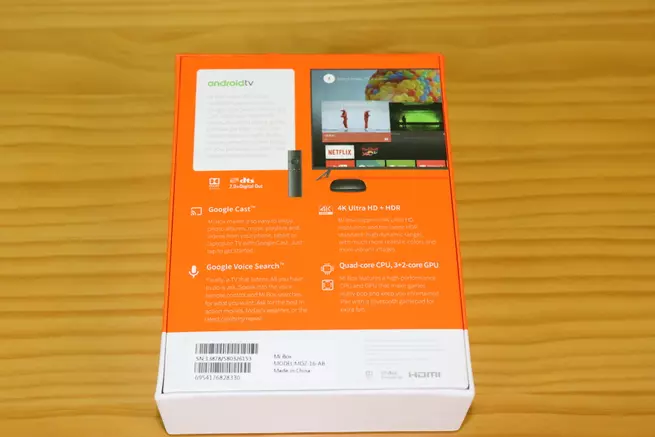 גב נגן המדיה של Xiaomi Mi TV Box 4K