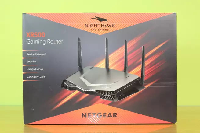NETGEAR Nighthawk Pro Gaming XR500 Router me Performancë të Lartë Përpara