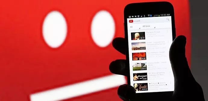 De anklagar YouTube för att vara en upphovsrättsutpressare 2860_1