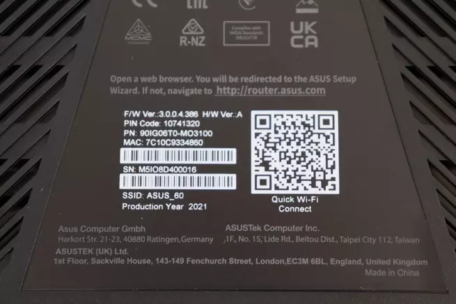 ASUS TUF-AX5400 router stikerining tafsilotlari