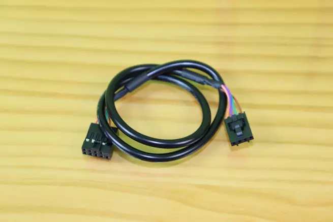 USB cable for Bluetooth 5.0 of the ASUS PCE-AX58BT card