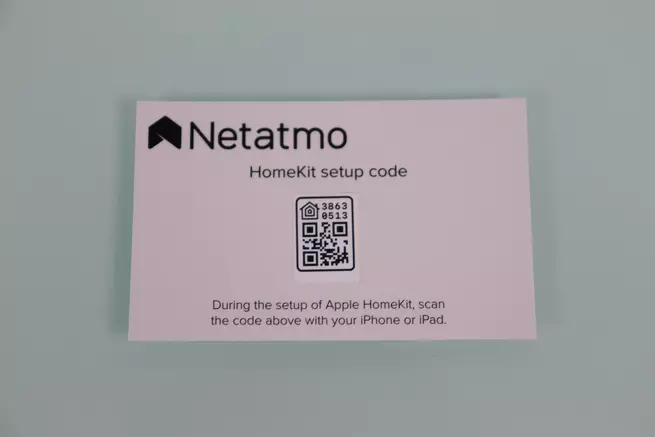 Apple HomeKit ಜೊತೆಗೆ Netatmo ಇಂಡೋರ್ ಕ್ಯಾಮೆರಾ ಇನ್ಸ್ಟಾಲೇಶನ್ ಕಾರ್ಡ್