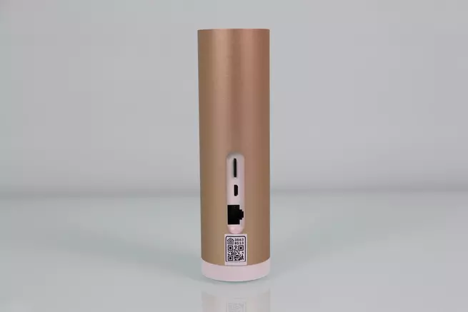 Netatmo 内置摄像头背面细节