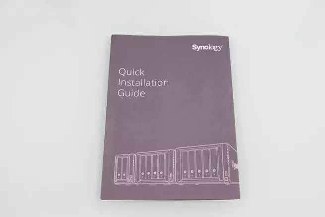 Synology DS720+ NAS Server Quick Start Guide