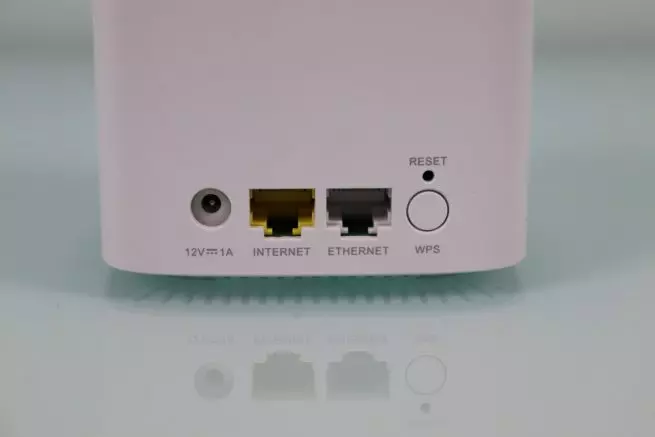 Rear of the D-Link EAGLE PRO AI M15 with the Gigabit ports