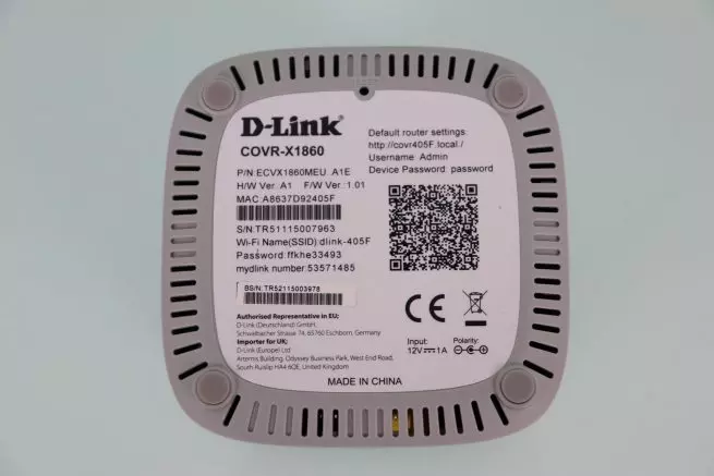 Apatinė „WiFi Mesh D-Link COVR-X1862“ sritis