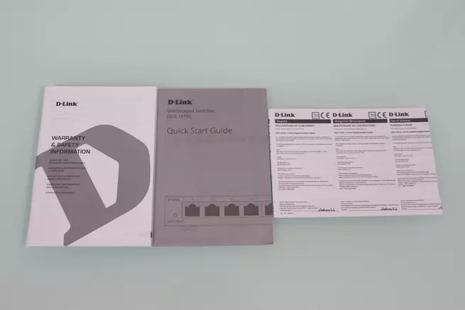 D-Link DGS-1016S Unmanaged Switch Documentation View