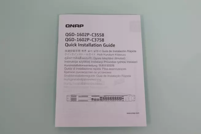 QNAP QGD-1602P Switch Vinnige Installasiegids