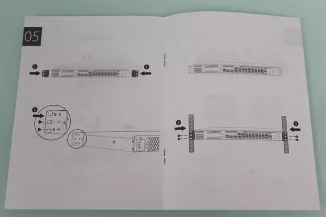 QNAP QGD-1602P Switch Fljótleg uppsetningarleiðbeiningar