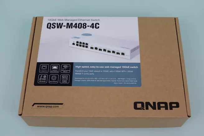 QNAP QSW-M408-4C la maareeyay Sanduuqa Hore ee Wareega