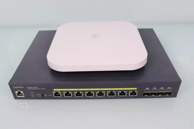 Giunsa ang pag-set up sa usa ka network sa EnGenius Cloud gamit ang WiFi 6 switch ug AP 572_24