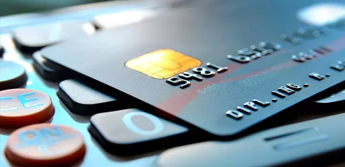 Ang mga browser magtipig sa mga credit card isip mga password